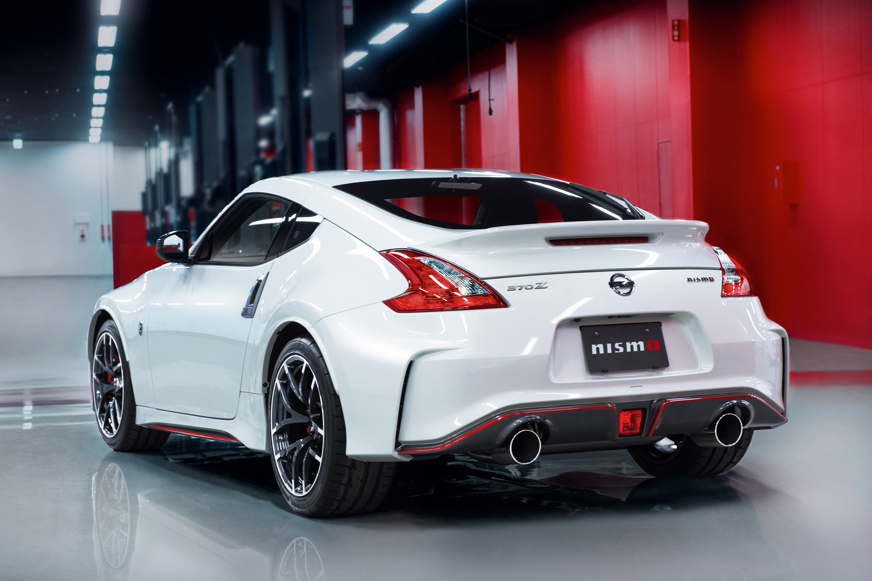 2015 Nissan 370Z - US Pricing $29,990