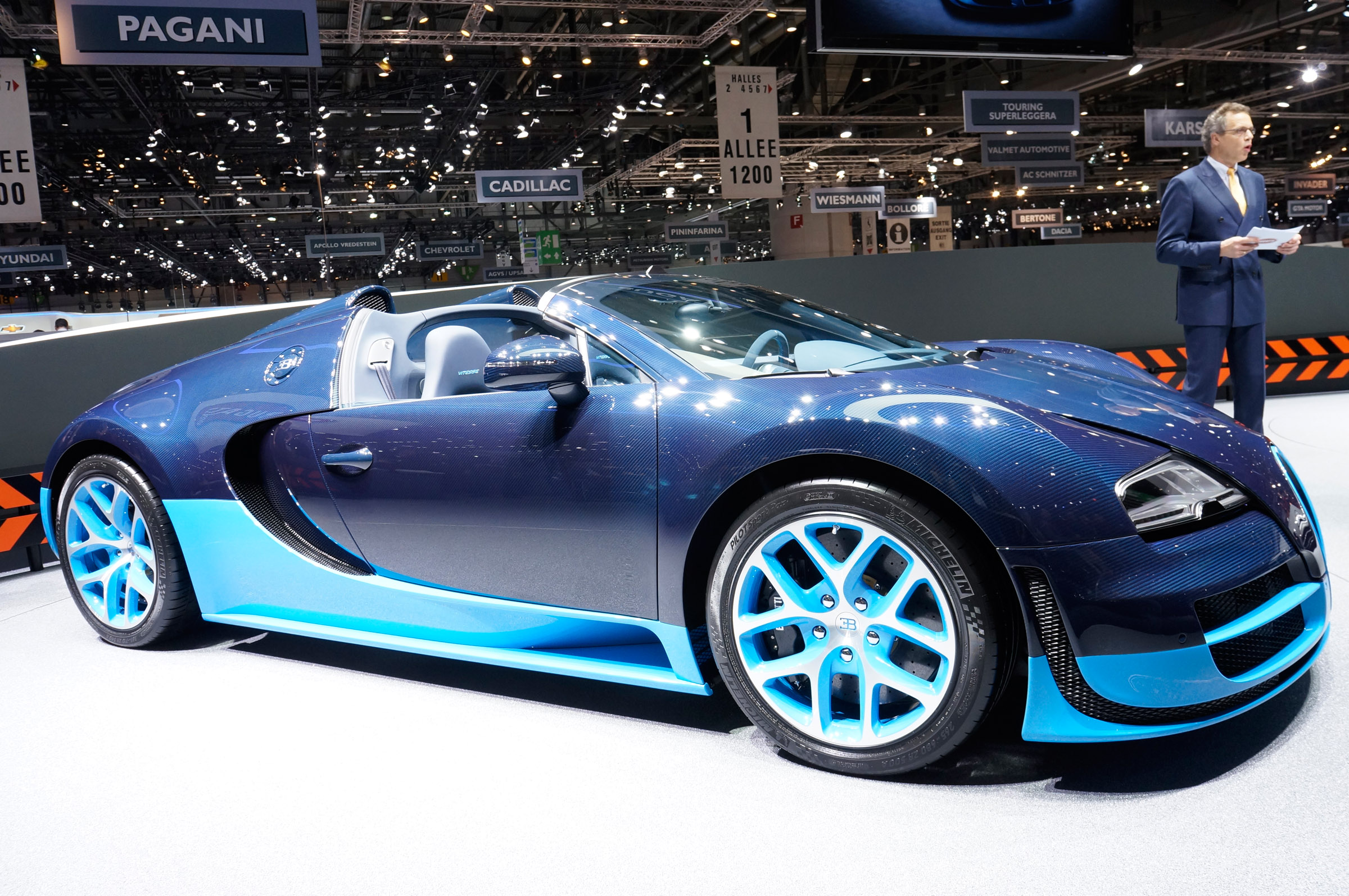 Bugatti Grand Sport Vitesse Debut At Geneva
