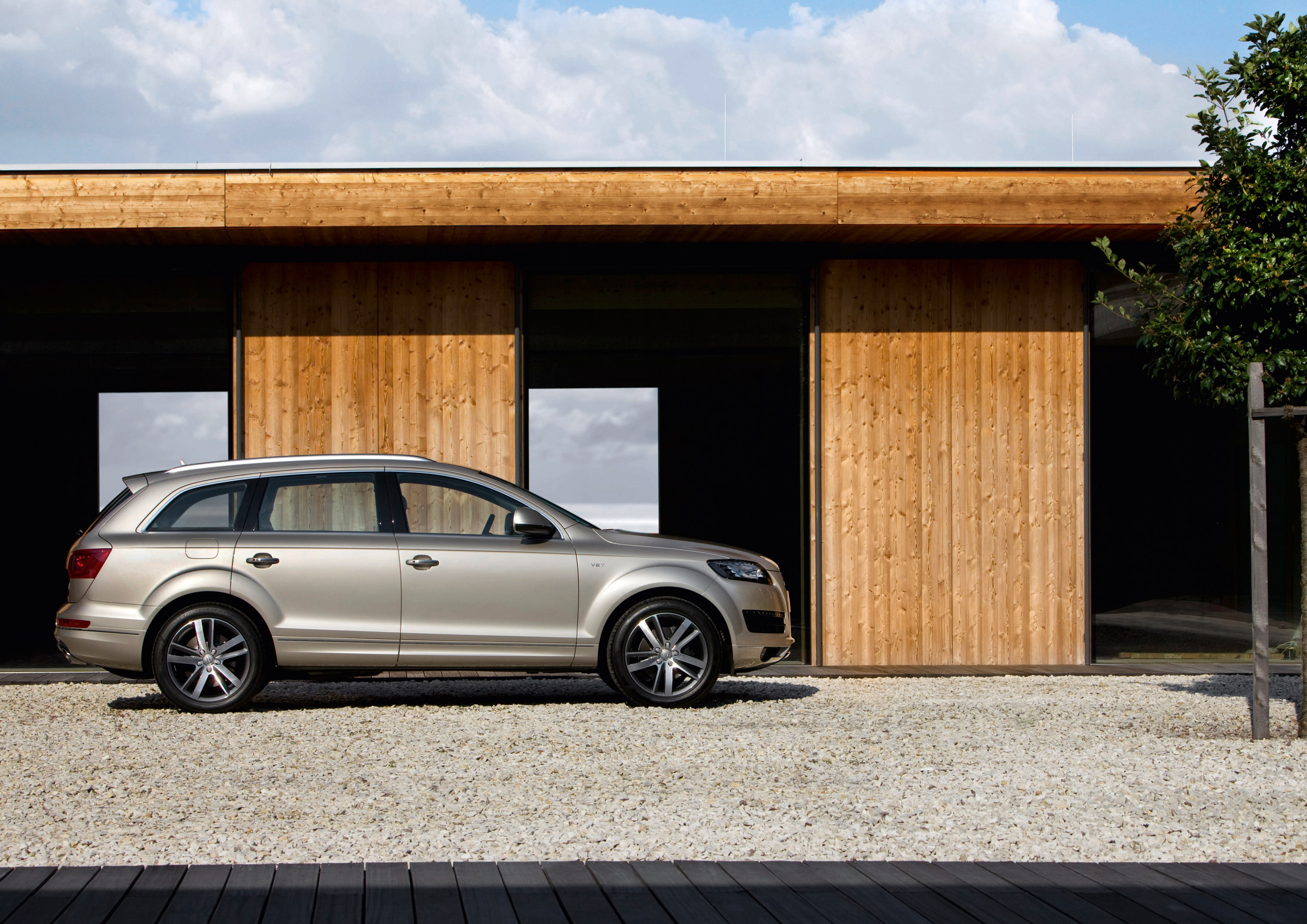Audi Q7 3.0 TDI quattro - luxury meets efficieny