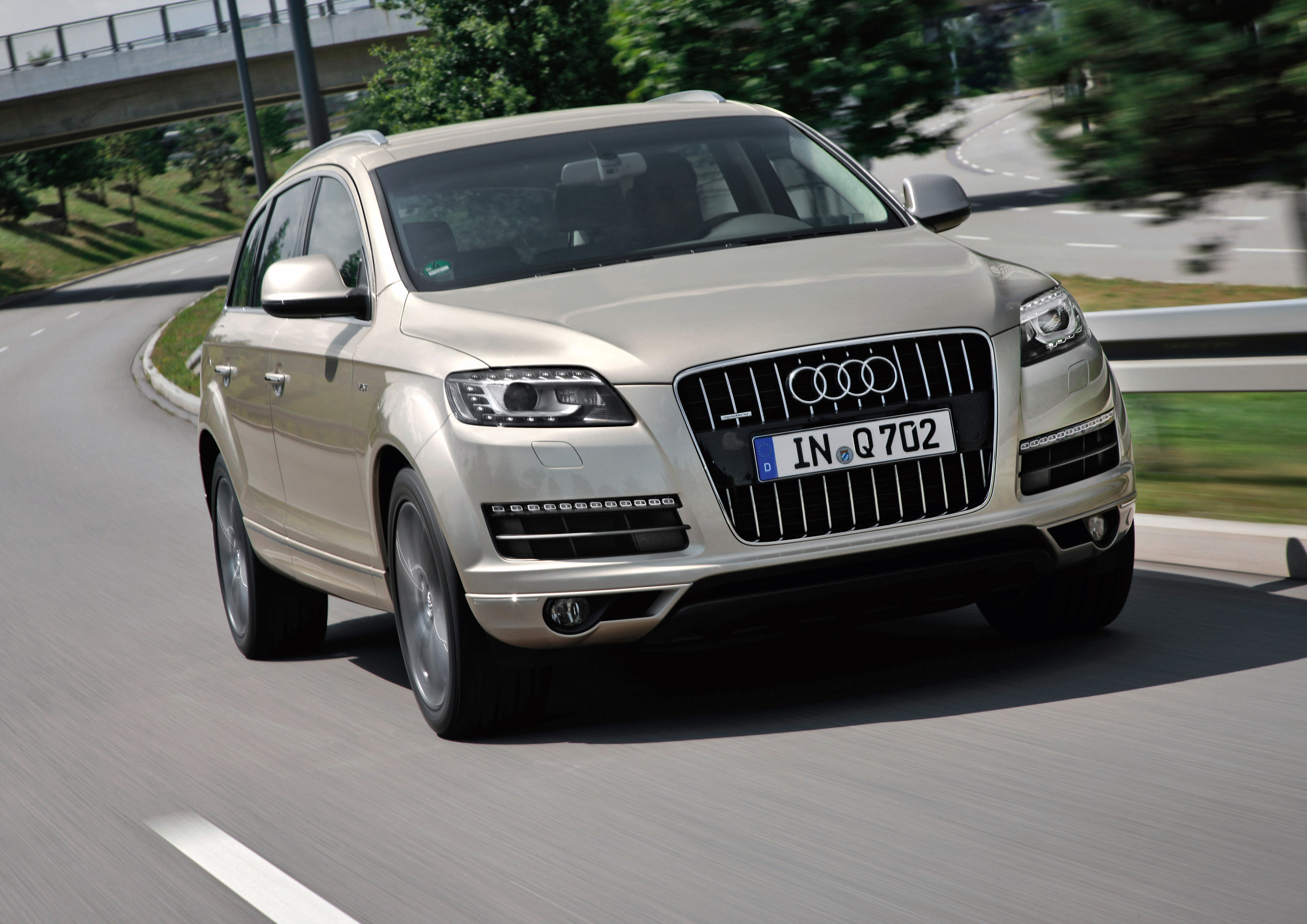 Audi Q7 3.0 TDI quattro - luxury meets efficieny
