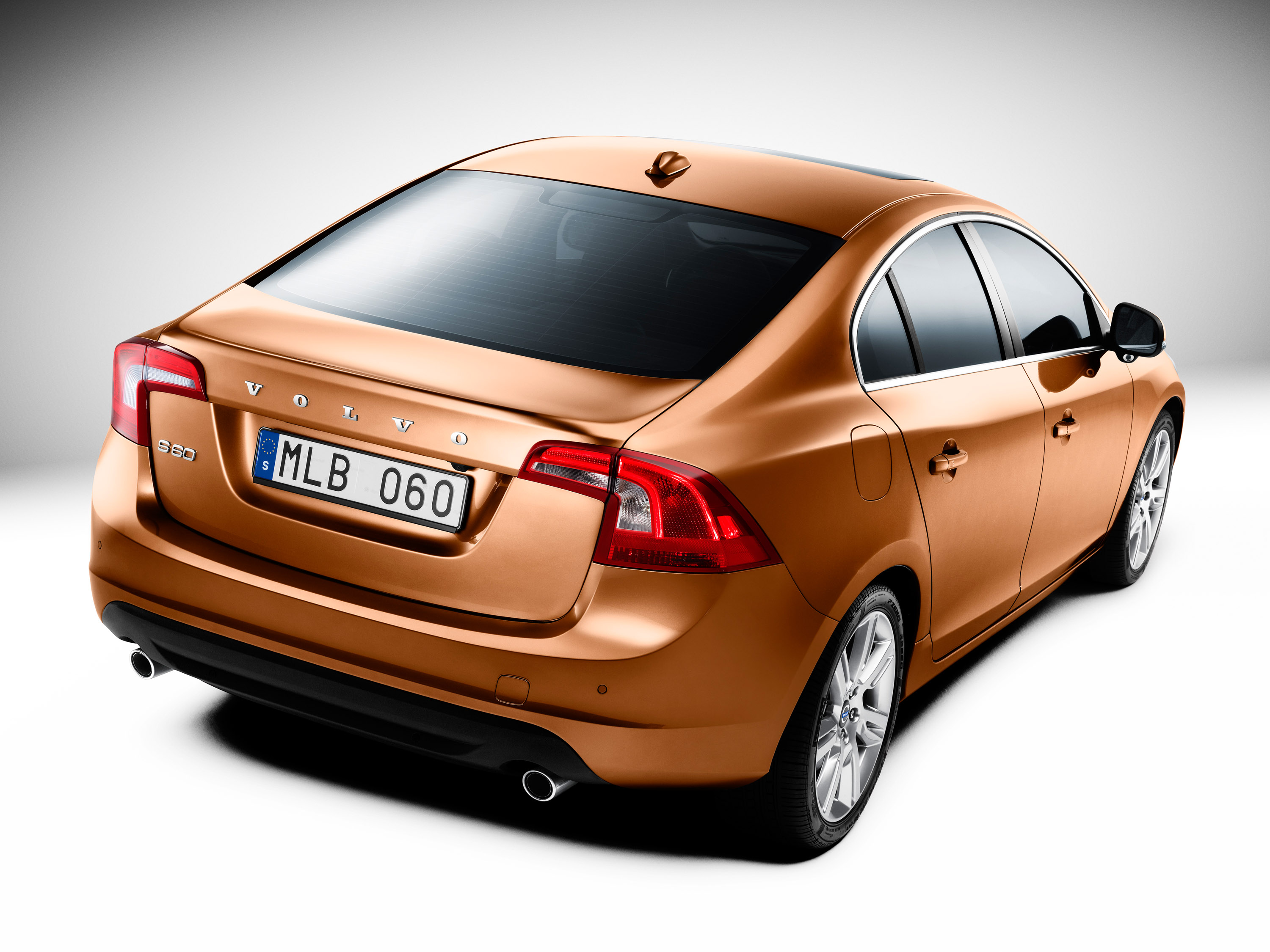 2011 Volvo S60 premiered officially