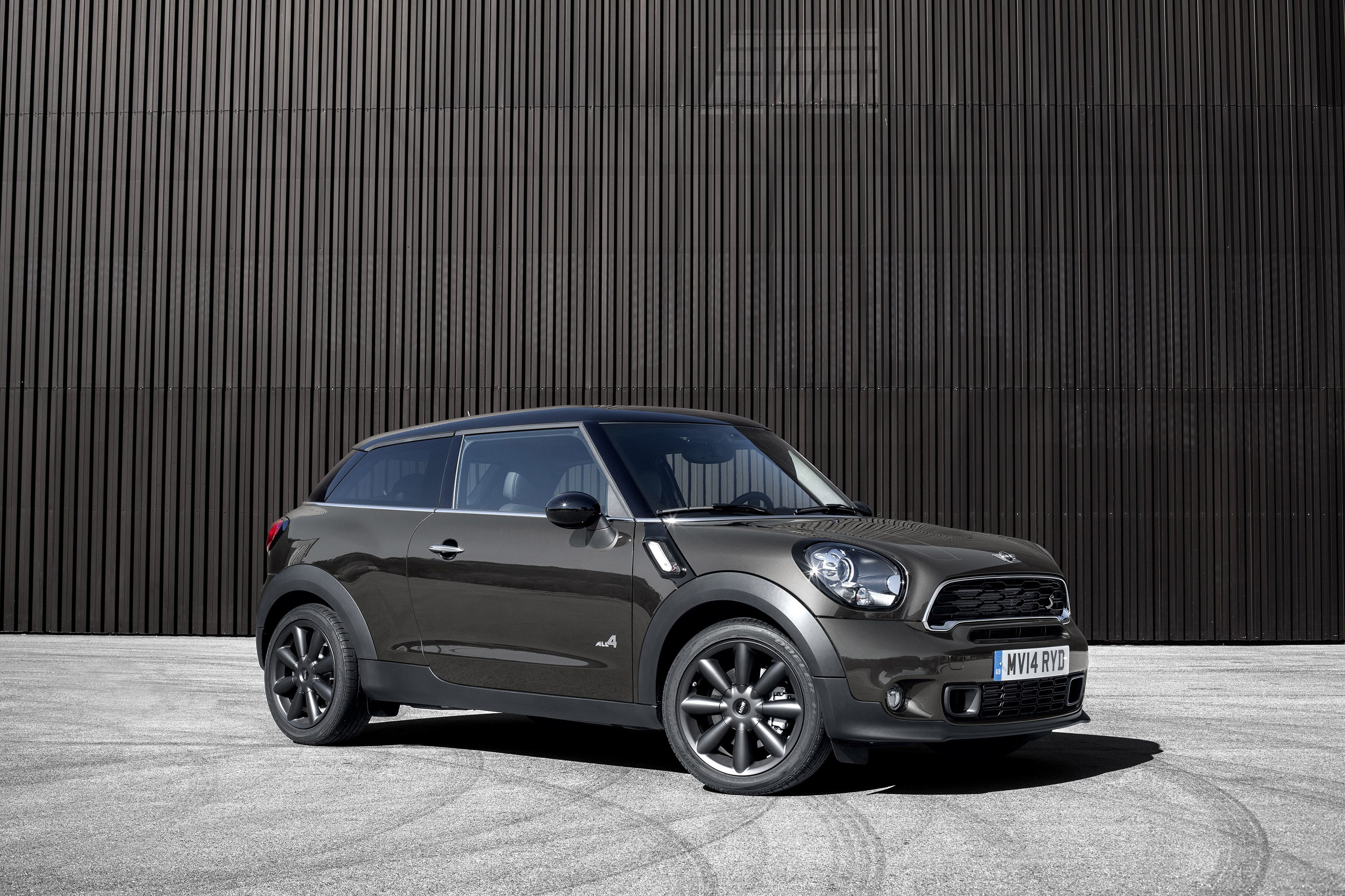 MINI Unveils 2015 Paceman Range
