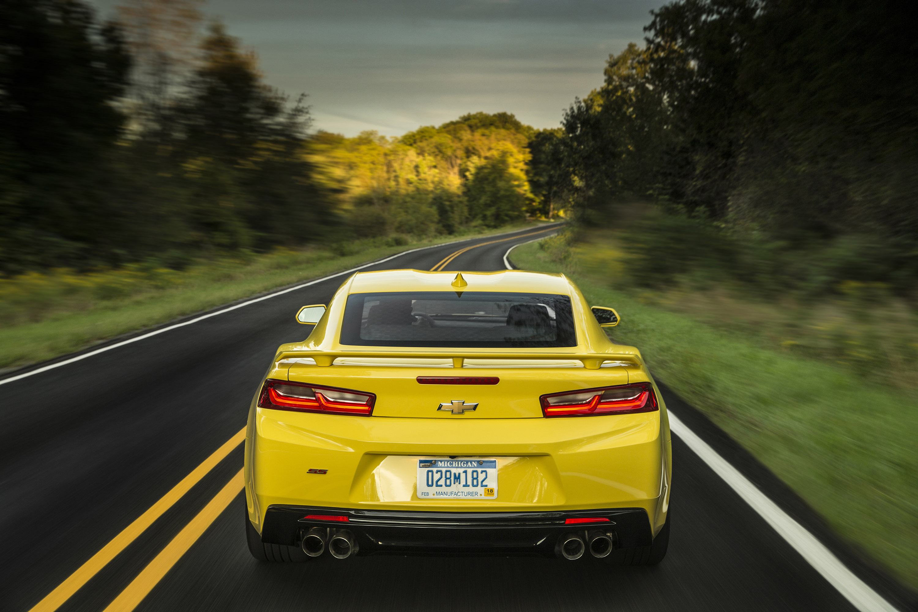 2016 Camaro Models Come With Outstanding Performance