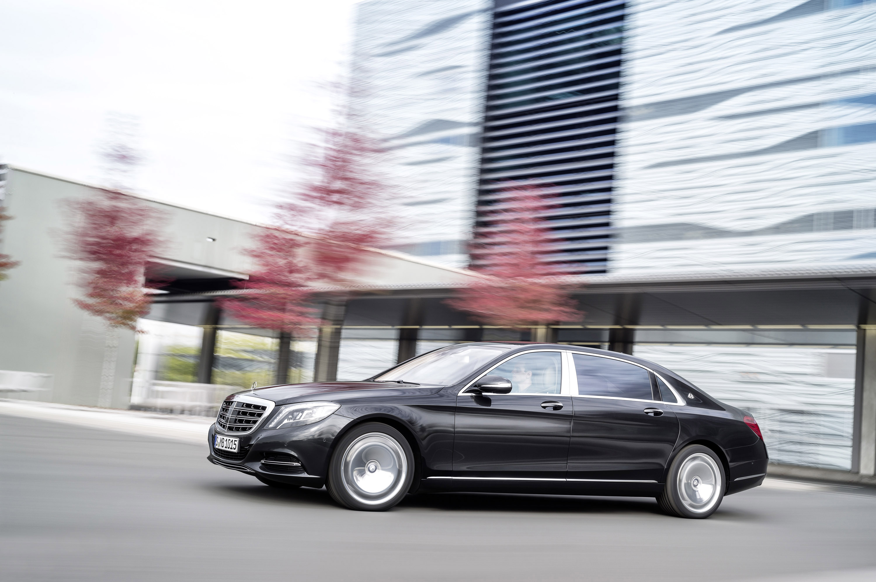 2016 Mercedes-Benz S-Class Maybach Debuts Officially