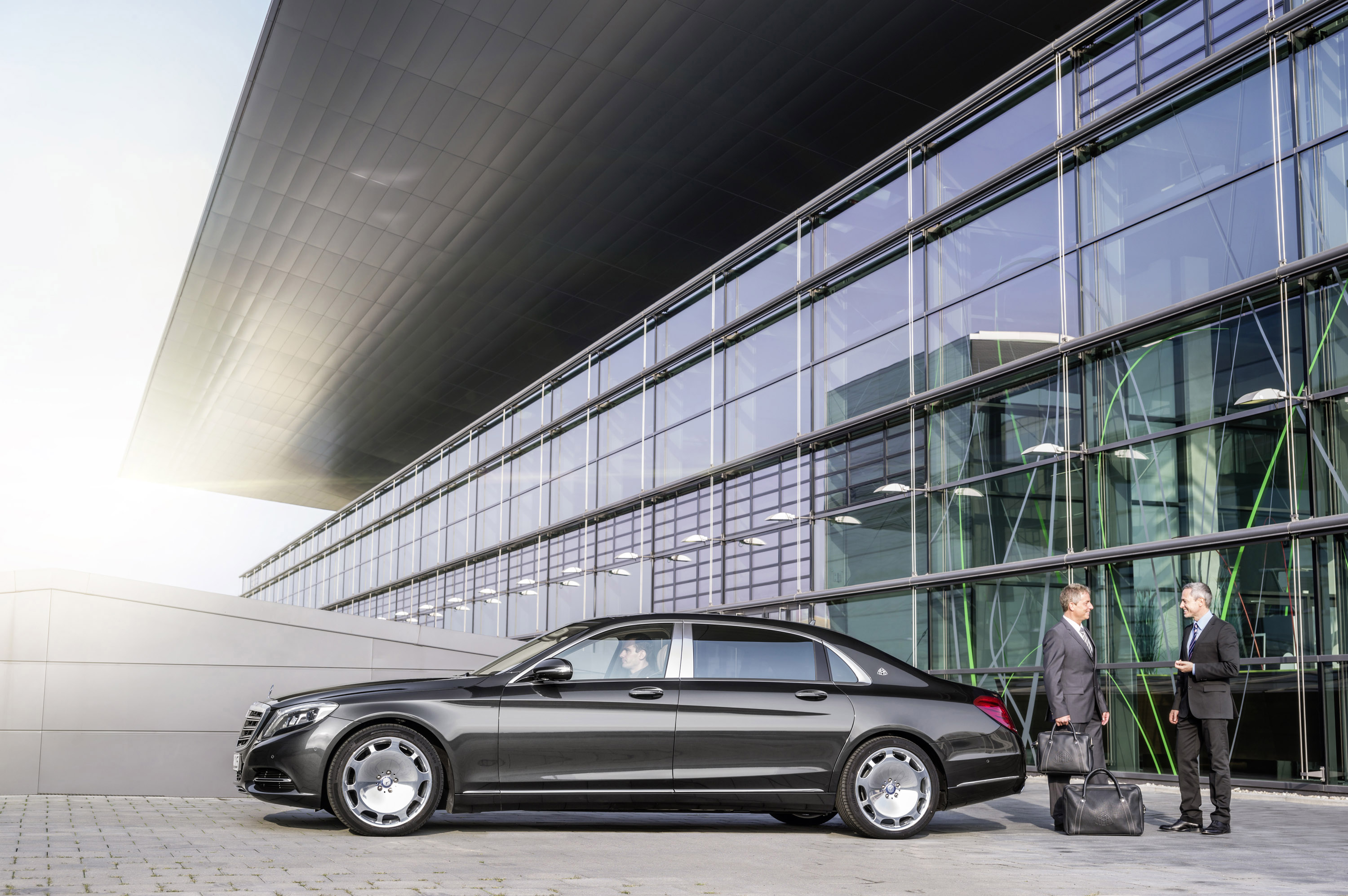 2016 Mercedes-Benz S-Class Maybach Debuts Officially