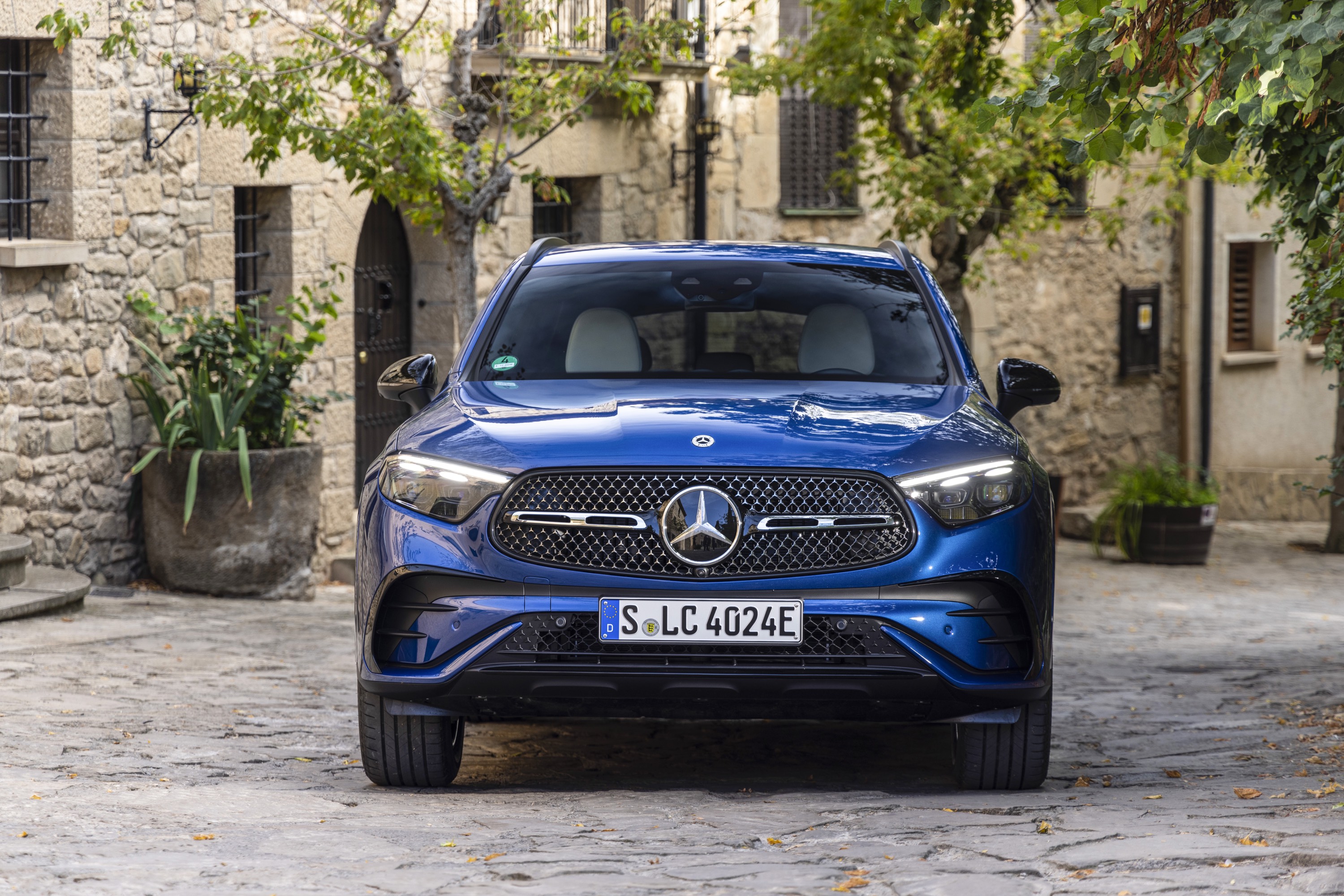 Mercedes-Benz GLC (2023) - picture 57 of 94 - 3000x2001