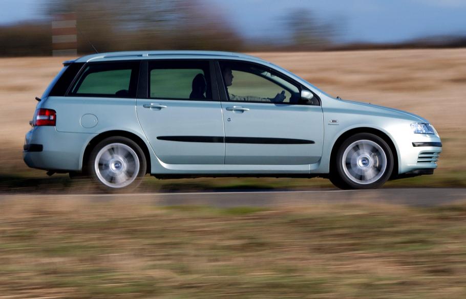 Fiat Stilo Multi Wagon 2002 Picture 3 Of 14 2400x1545