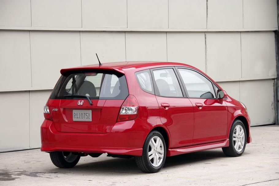 Honda Fit Sport (2007) - picture 44 of 60 - 3000x2001